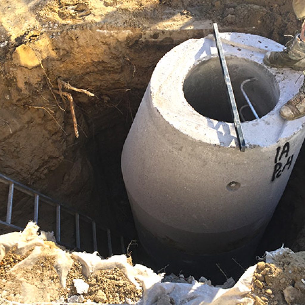 Manhole Installation Toronto - Manhole Service - Absolute DP